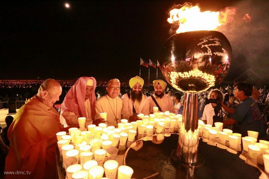 The Photo Collection of the Light of Peace in the Philippines 2014