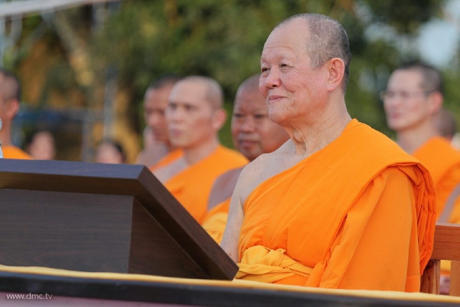 The Dhutanga to Celebrate the Lord Buddha’s Relics Being Enshrined at ...
