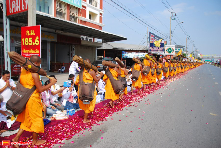 The Photo Collection of Dhammachai Dhutanga (January 15th, 2012)